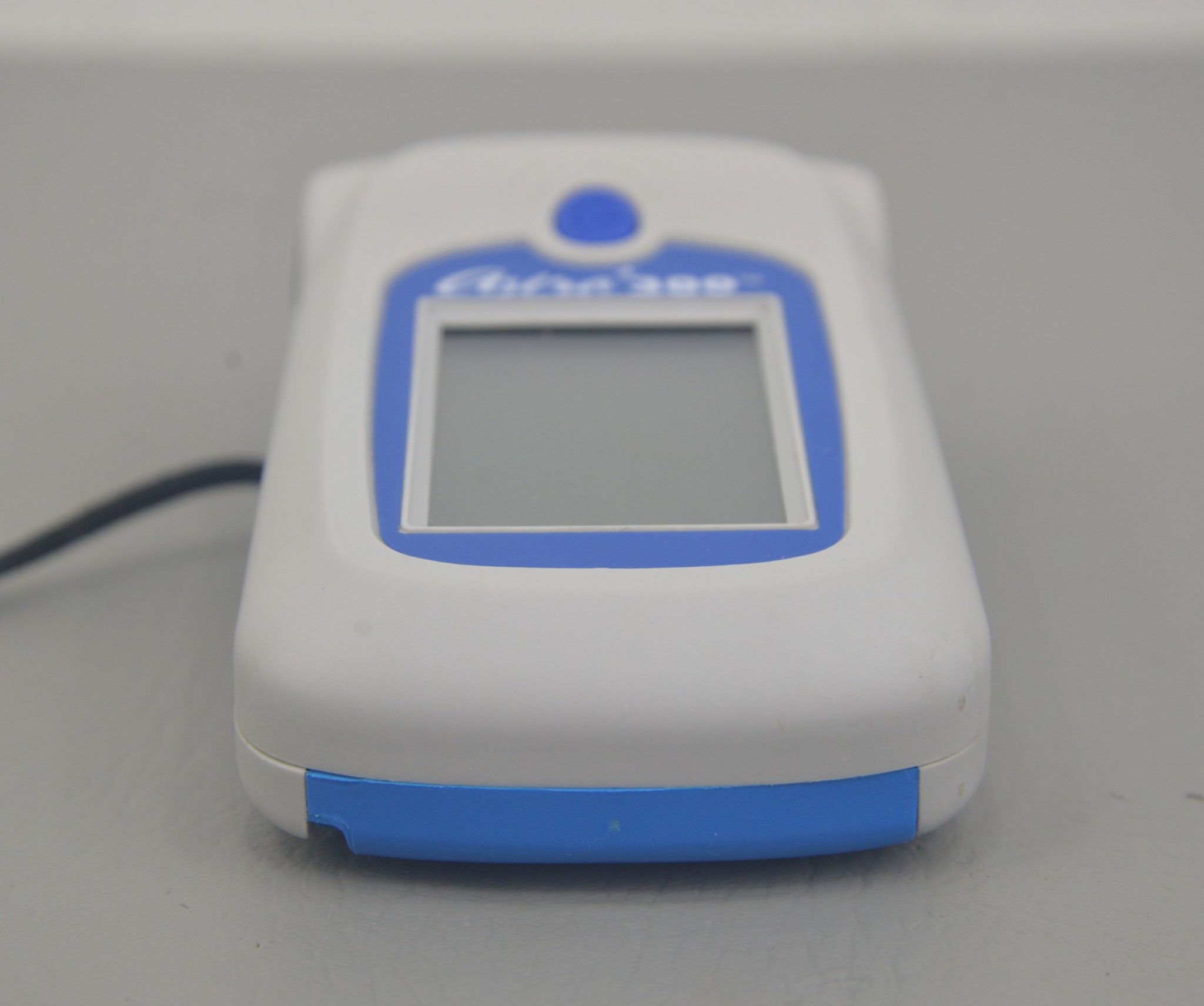 SDI Diagnostics Astra 300 Multi-Functional Touchscreen Spirometer 29 ...