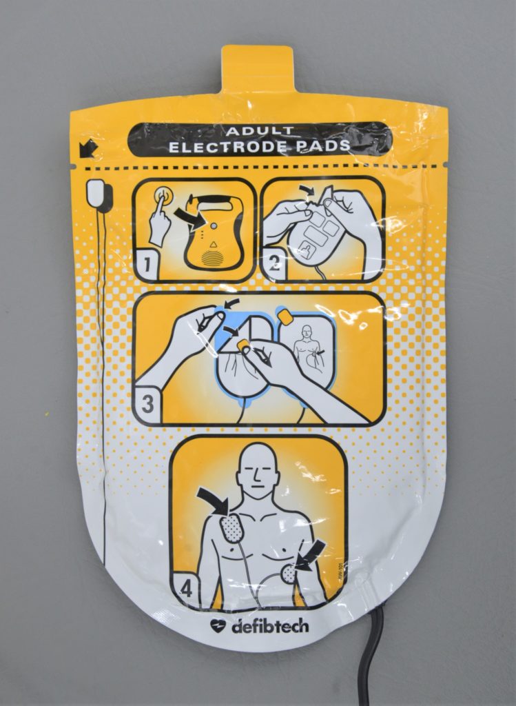 DefibTech Lifeline Auto AED Defibrillator DDU-120A w/ Adult Electrode ...