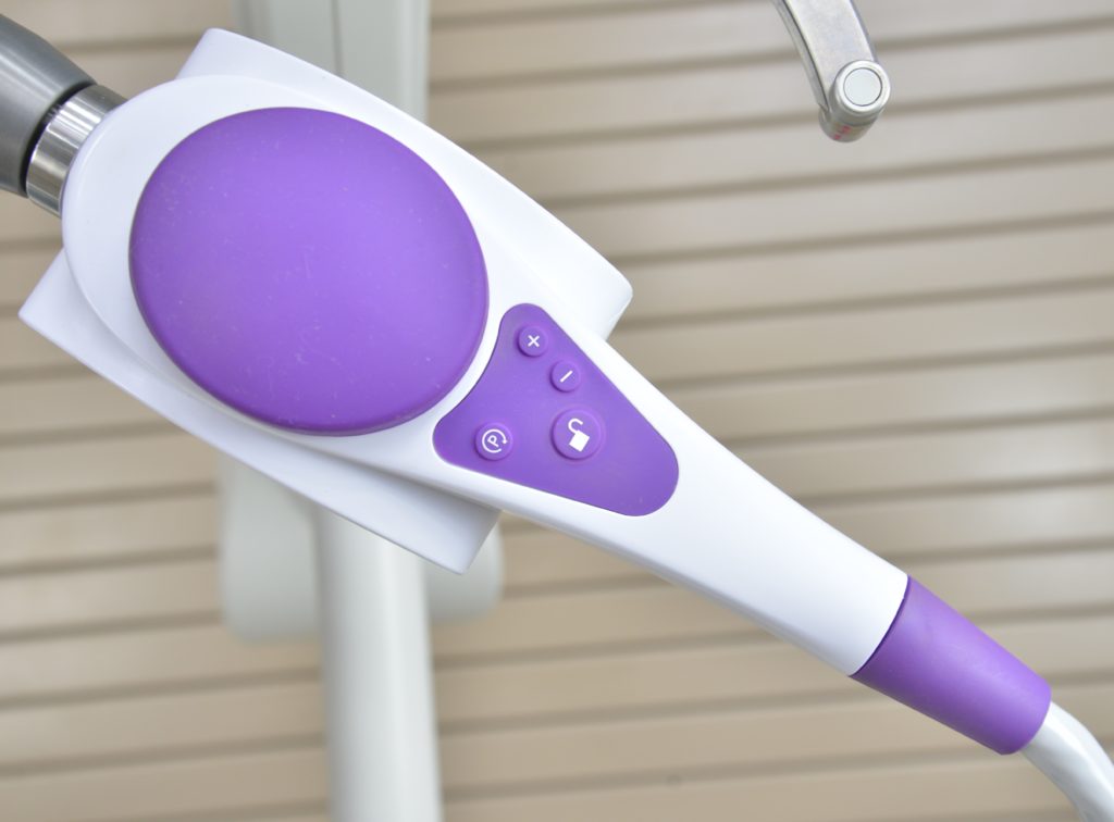 NeuroStar TMS Advanced Therapy System Ref 81-02315-000 Console & Chair ...