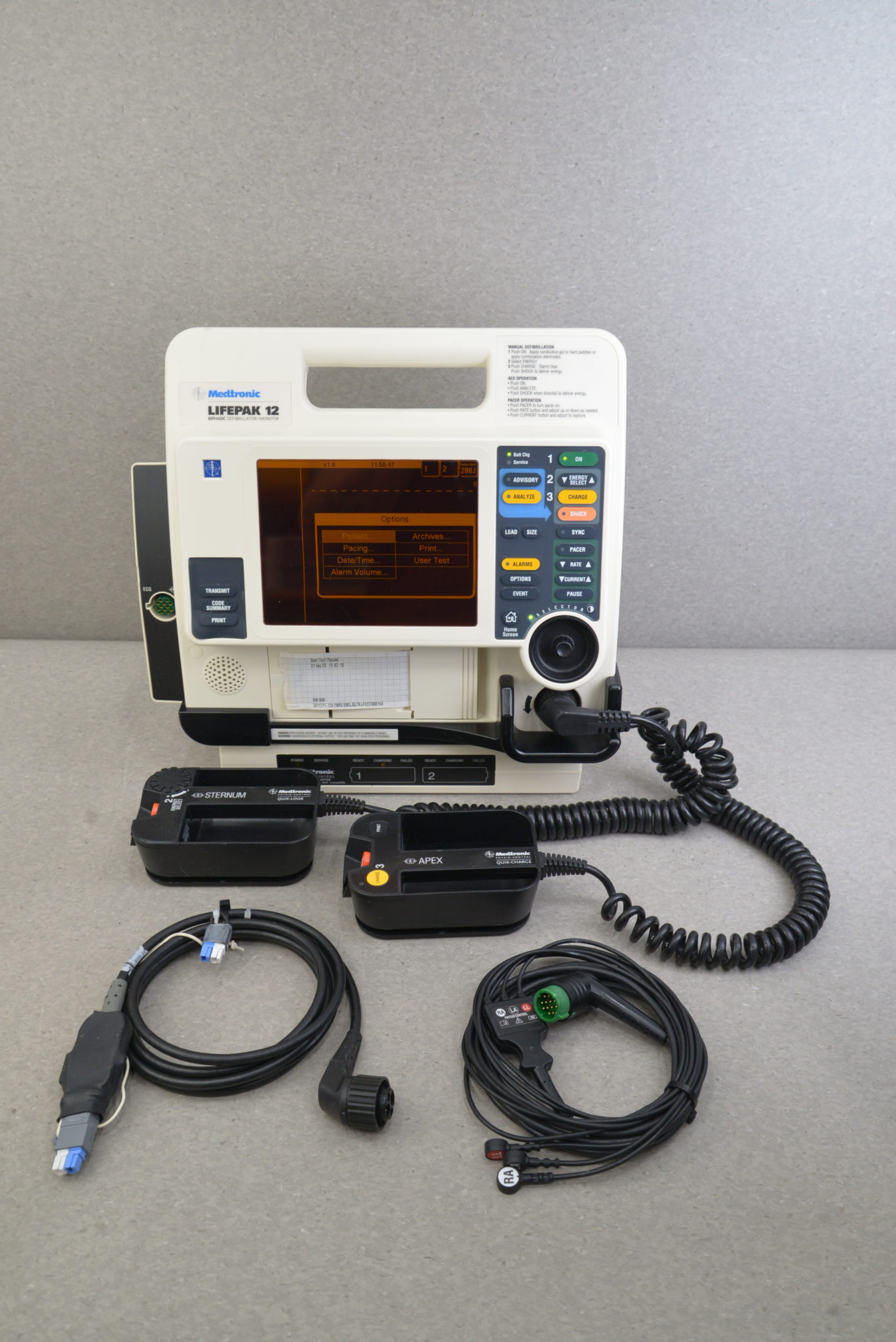 Medtronic LifePak 12 Biphasic Defibrillator 3 Lead ECG, & Pacing ...