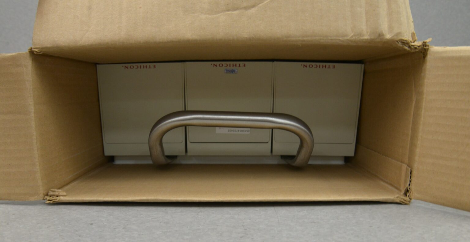 ETHICON PCR1 Portable Suture Carrying Rack 1-Sided W/ 12 Modules ...