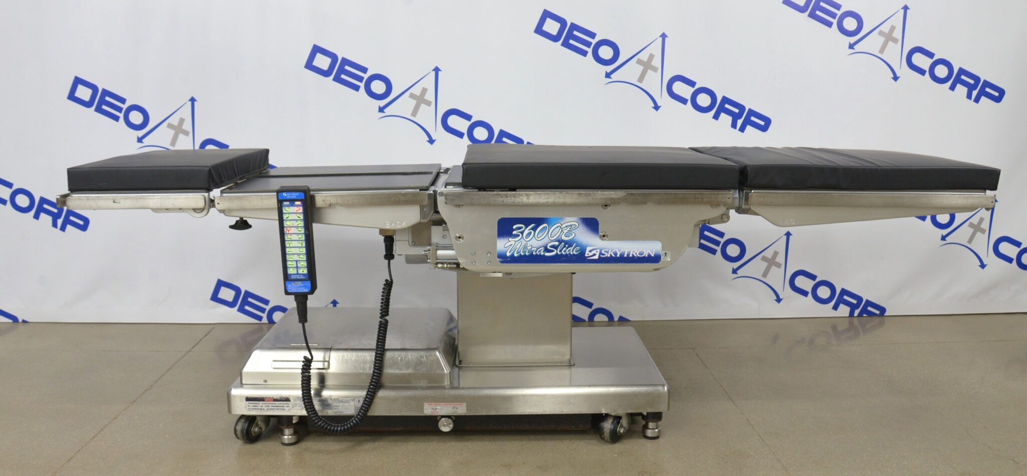 Skytron 3600B UltraSlide Surgical Table W/ Skytron 3600 Series Remote ...