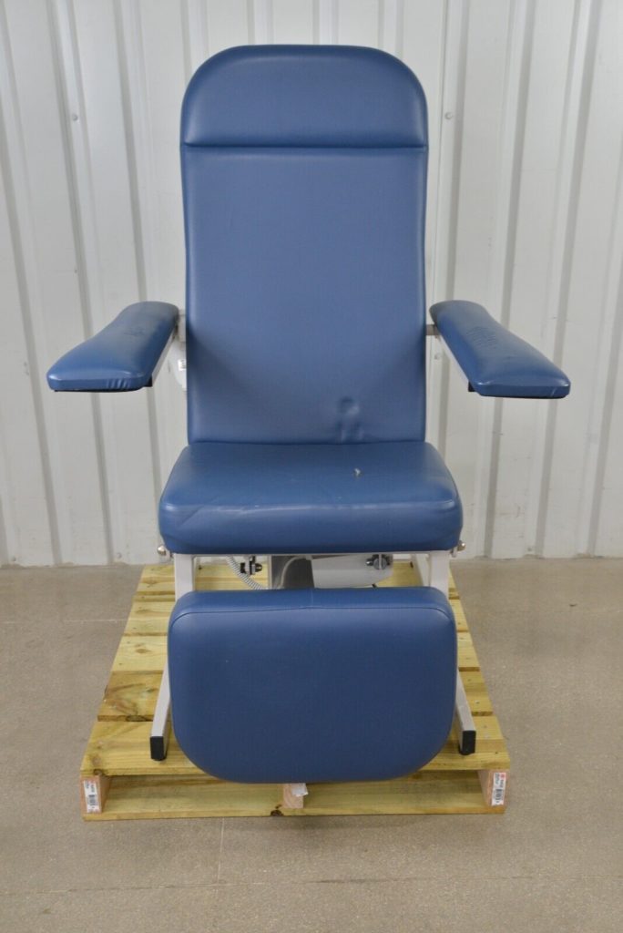 Clinton Industries Model 6810 Phlebotomy Recliner Series Hi-Lo Blood ...
