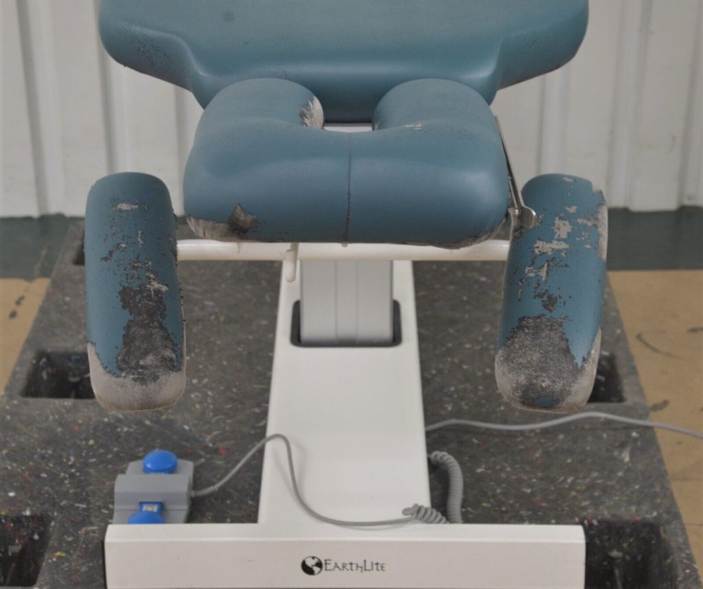 EarthLite 20101 Apex Lift Electric Hi-Lo Chiropractic Treatment Table ...