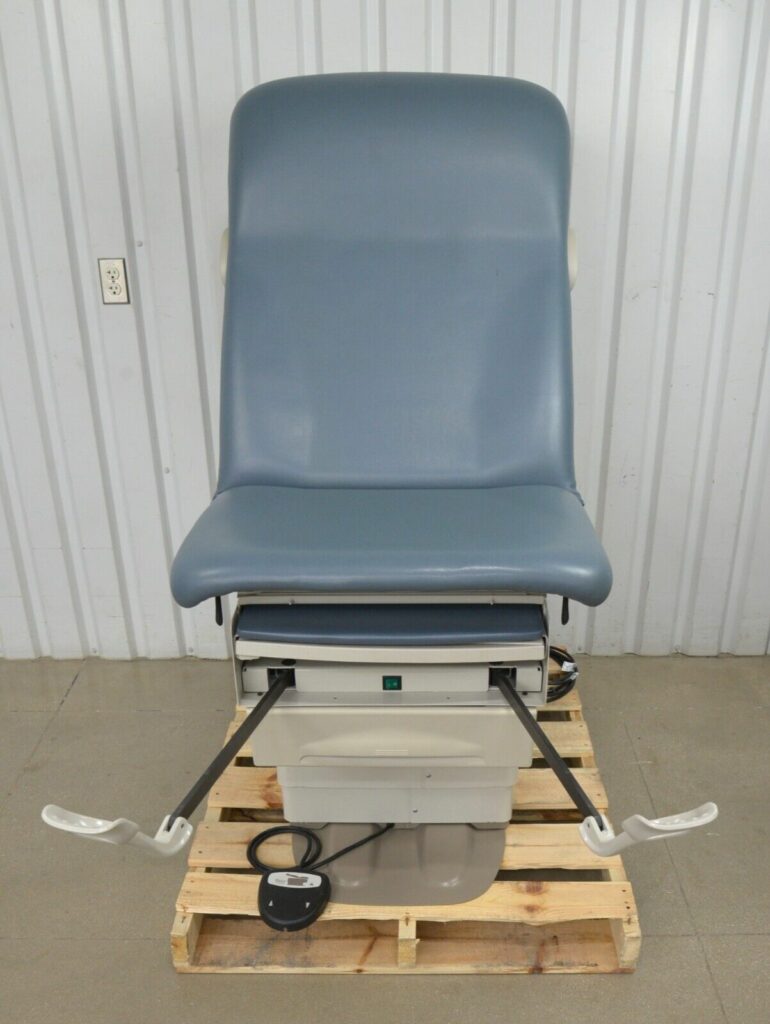 Midmark Ritter 222-016 Barrier Free Power Examination Chair w/ Foot ...