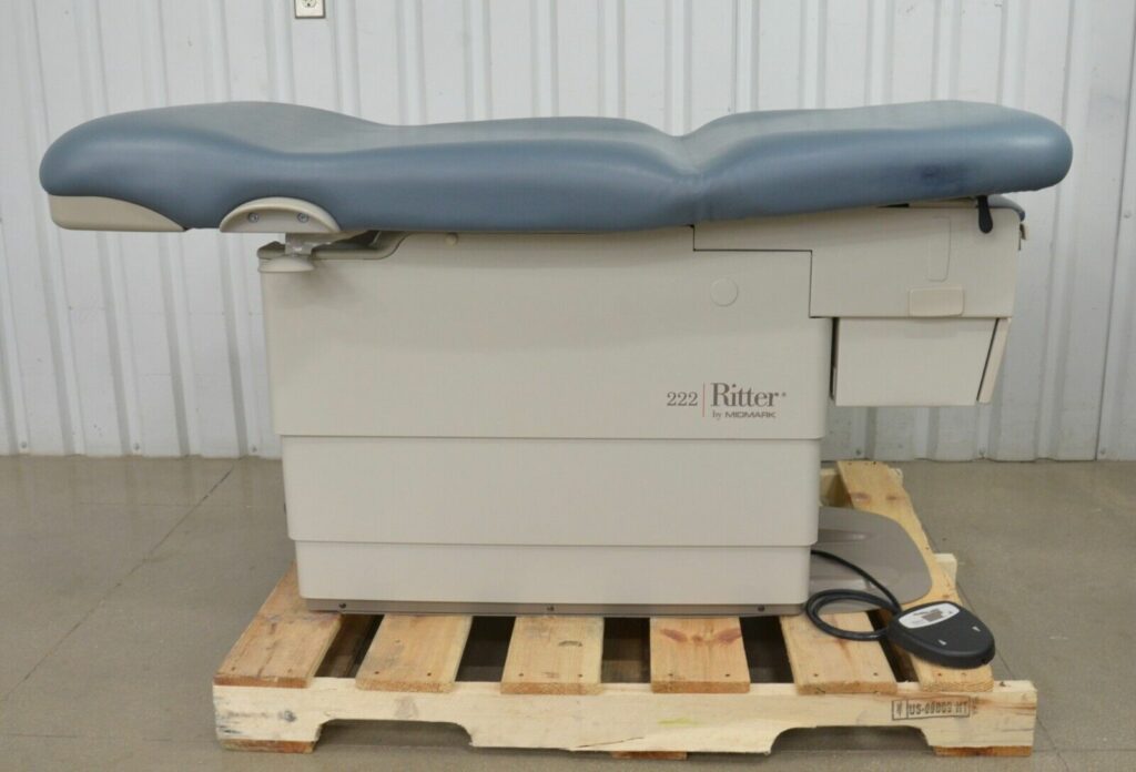 Midmark Ritter 222-016 Barrier Free Power Examination Chair w/ Foot ...