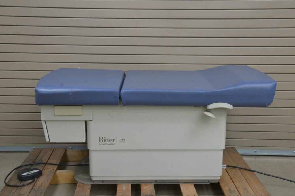 MidMark Ritter 222-001-202-4 Barrier-Free Power Examination Table w ...