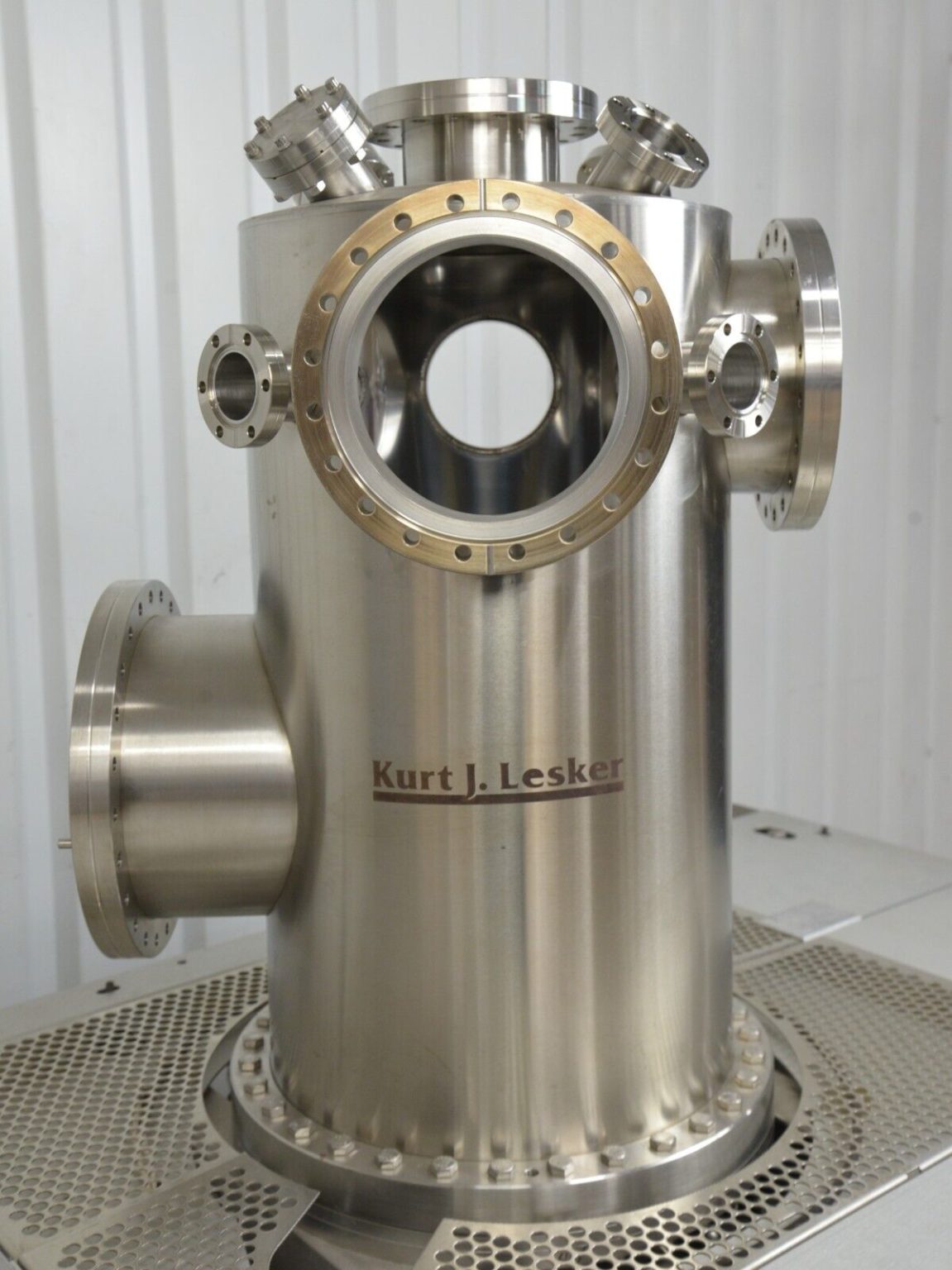 Perkin Elmer Ion Pump & Vacuum Chamber Pump Station Sputtering System ...