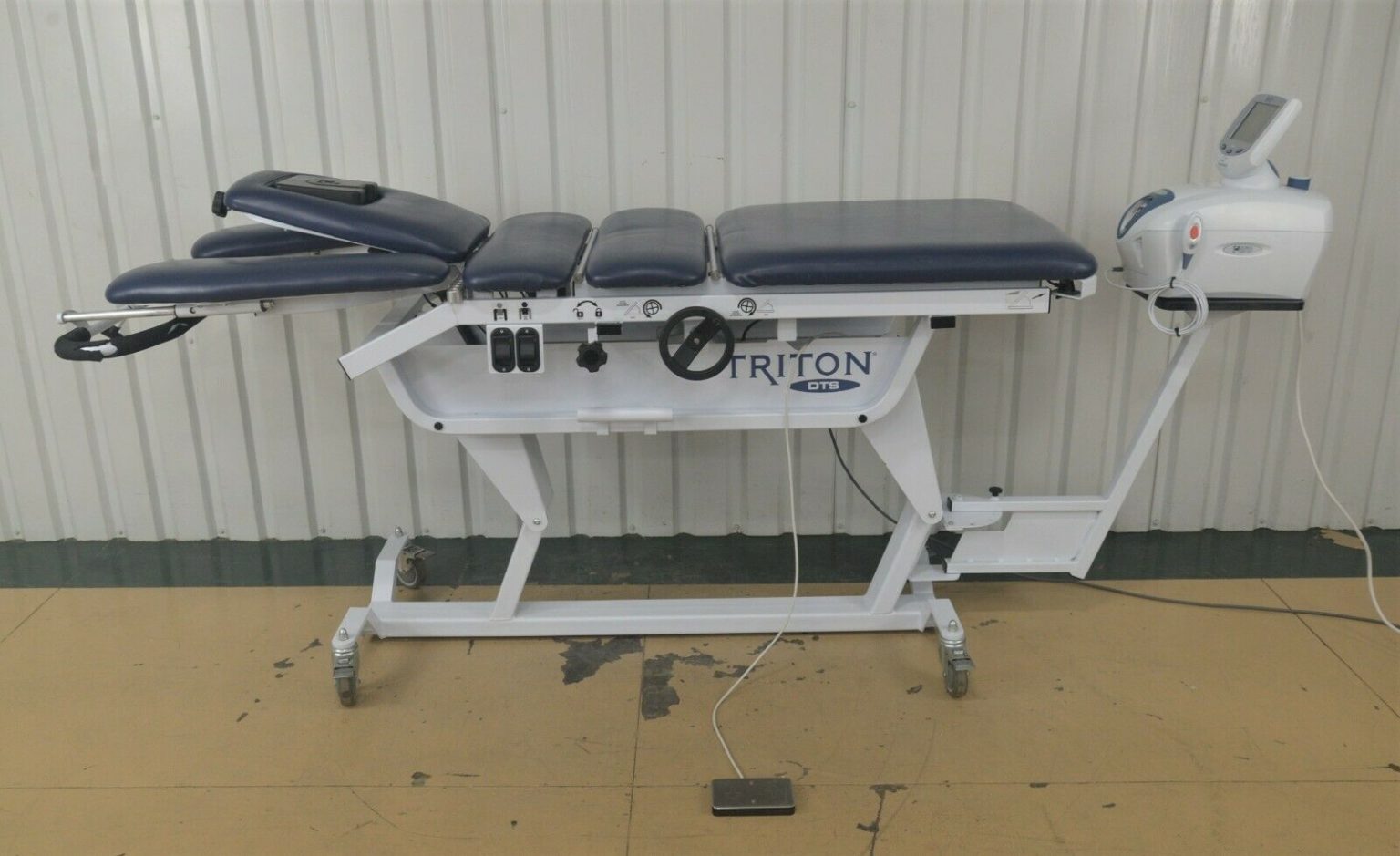Chattanooga Triton DTS 2841 Traction Unit w/ TRT-600 Treatment Table – Rhino Trade LLC