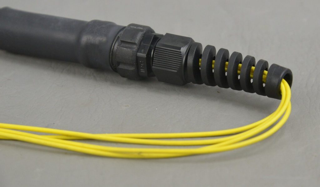 KITCO Fiber Optics (MQJ) ST-4 fiber plug, 62.5/125µm, 1 meter NAVSEA ...