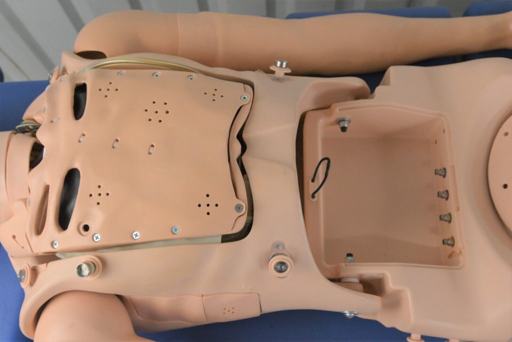 Laerdal SimMom 377-05050 W/ VitalSim Vital Signs Simulator & Controller ...