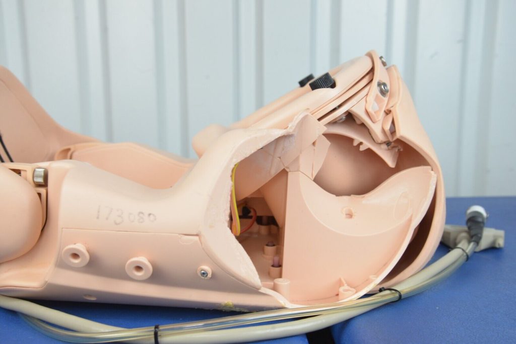 Laerdal SimMom 377-05050 W/ VitalSim Vital Signs Simulator & Controller ...