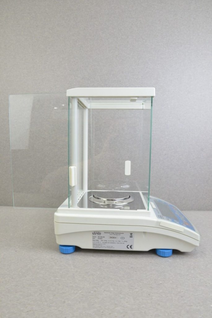 RADWAG AS 220.R2 Analytical Balance Laboratory Scale 220g-10mg – Rhino Trade LLC