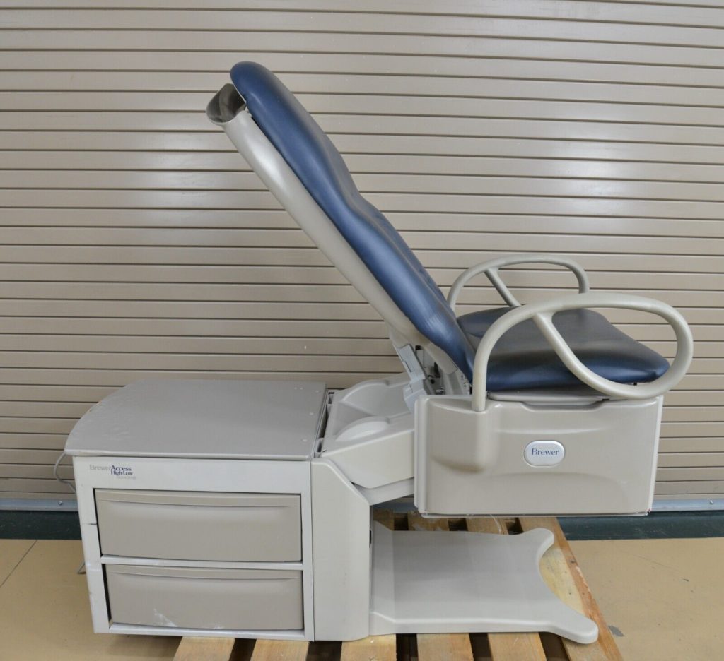Brewer Company 6501 Access High-Low Exam Table w/Footswitch – Rhino ...