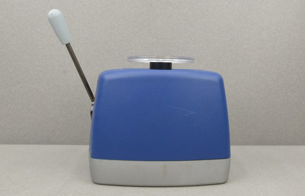 CIM Card Imaging Master M10 Manual Embossing Machine – Rhino Trade LLC