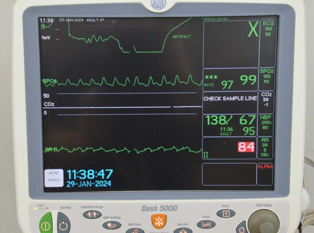 GE Dash 5000 Patient Monitor ECG, SpO2, NBP, Temp, and Printer 2035598-301 W/ CapnoFlex LF CO2 ...