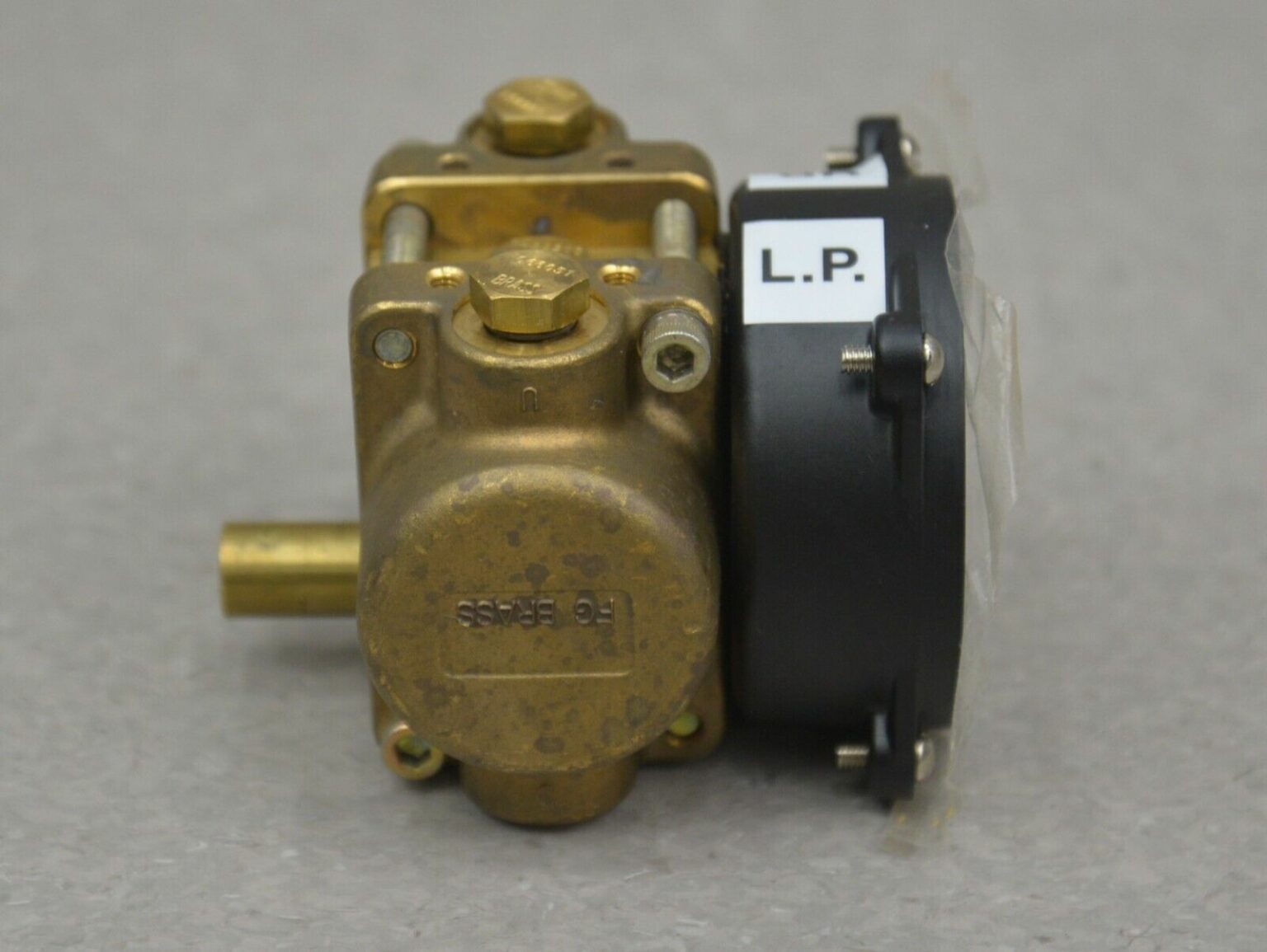 ITT Barton 226 Differential Pressure Gauge Indicator 500PSI – Rhino ...