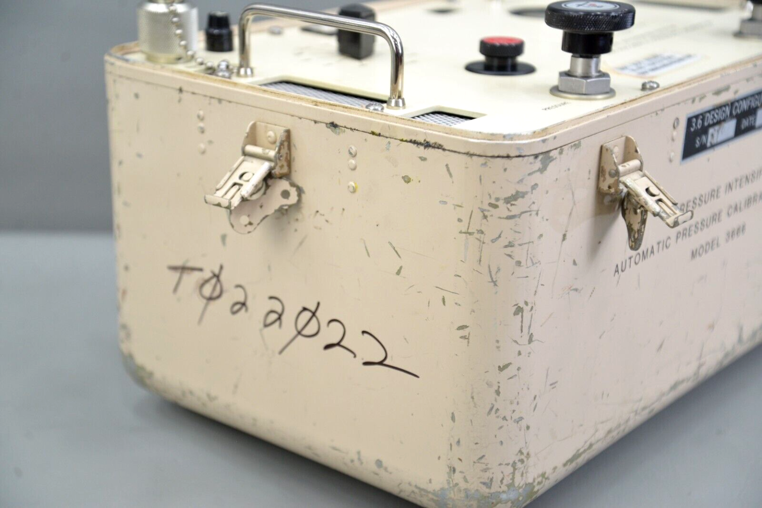 King Nutronics 3666 Automatic Pressure Calibration Intensifier System ...