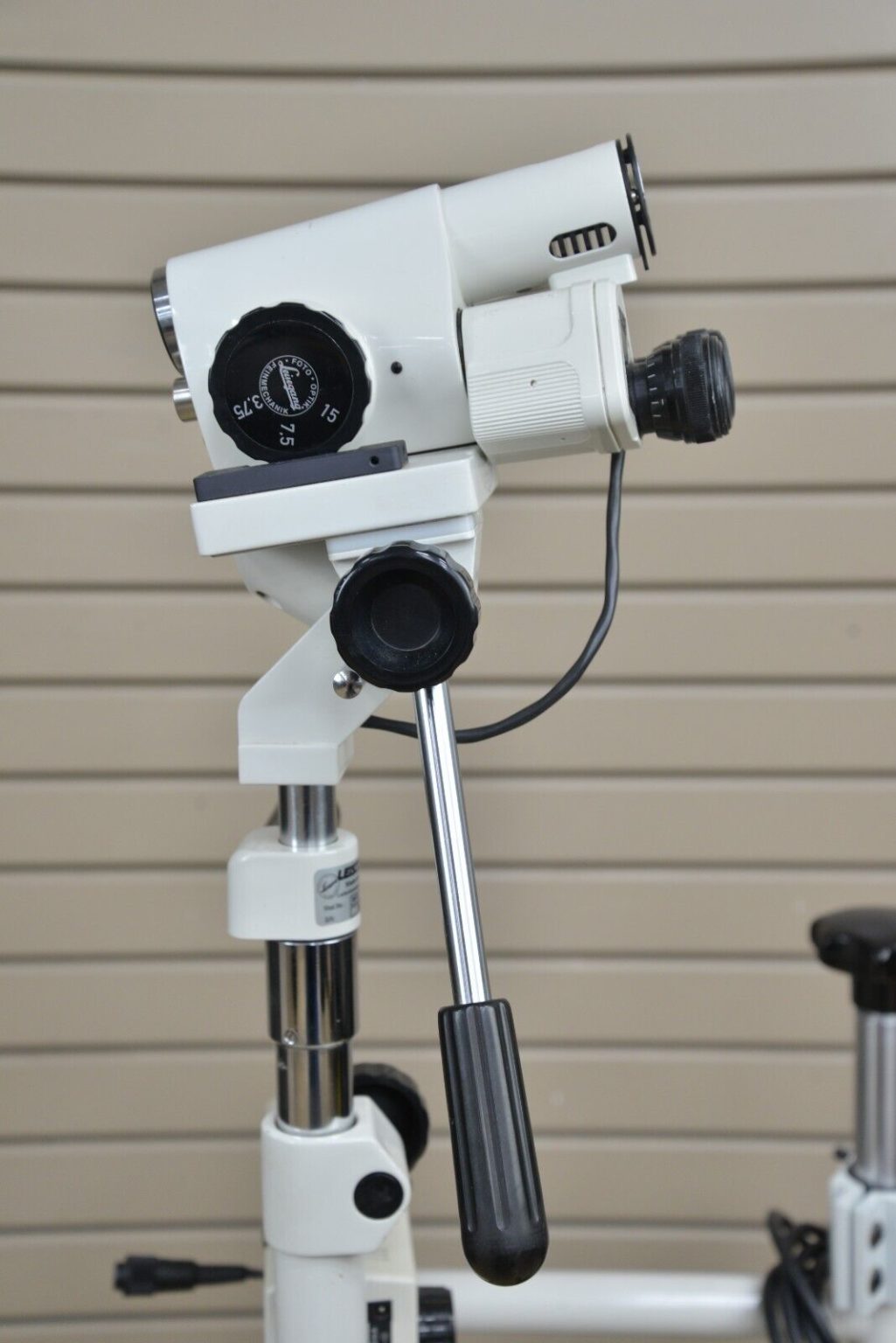 Leisegang 3MTL-LED 1/2" BG LED Y/C Colposcope 2009 Model – Rhino Trade LLC