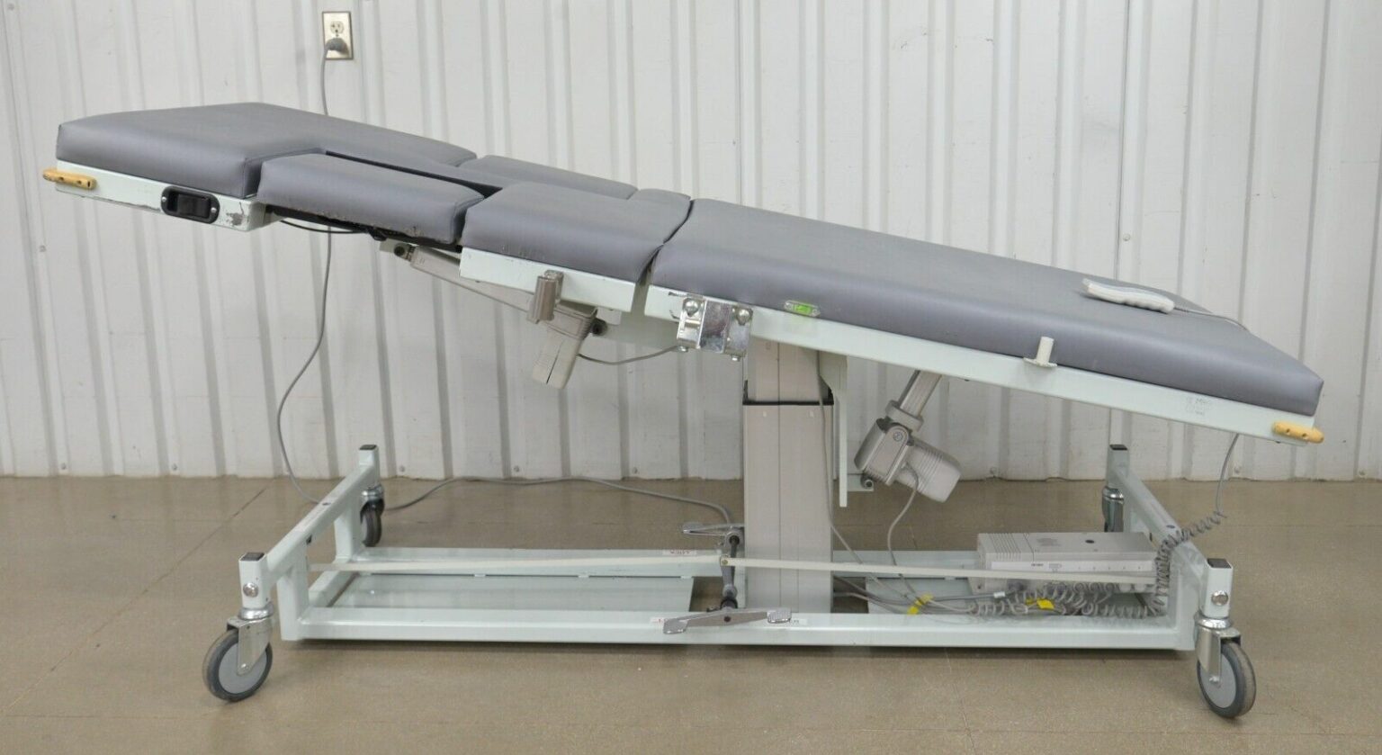 Medical Positioning 1233 MPI Echo Cardiac Ultrasound Table W/ Remote ...