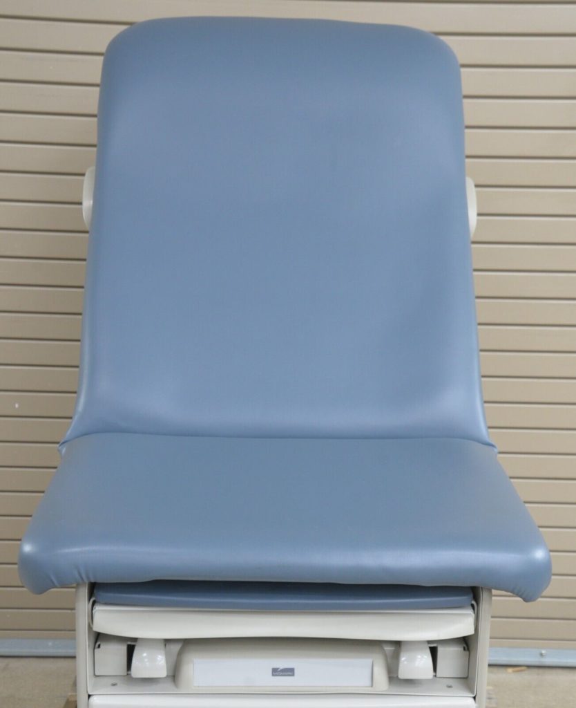 Midmark 604-001 Barrier Free Manual Examination Table – Rhino Trade LLC