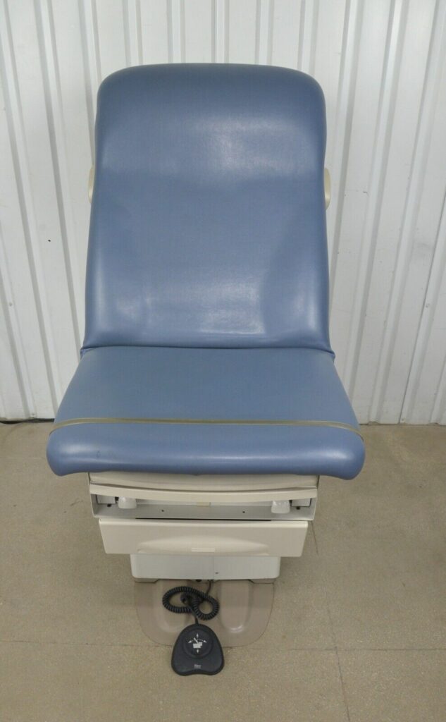 Midmark Ritter 223-015 Barrier Free Hi-Low Power Examination Table W ...
