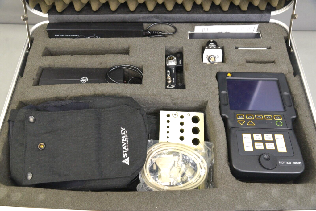 Olympus Staveley Nortec 2000D NDT Eddy Current Flaw Detector with Case ...