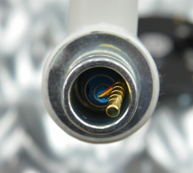 Stryker Visum LED 2 Surgical Light, Camera Ready 0682001253 – Rhino ...