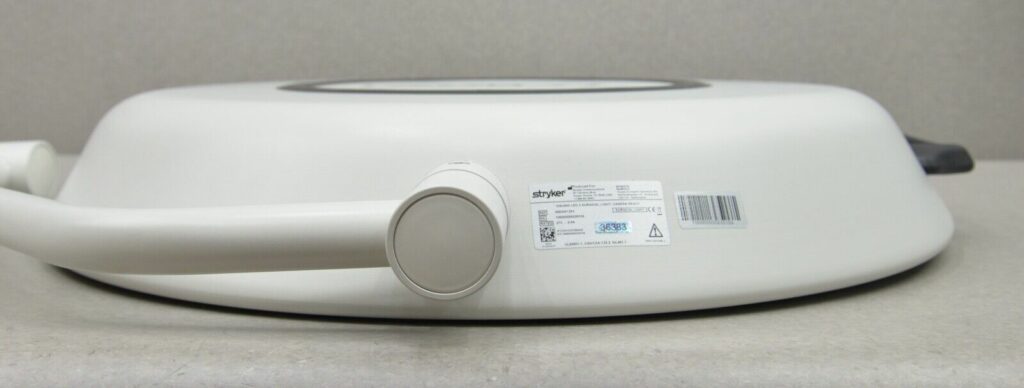 Stryker Visum LED 2 Surgical Light, Camera Ready 0682001253 – Rhino ...