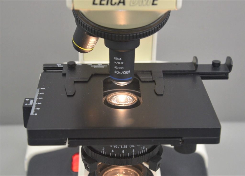 Leica DME Upright Compound Binocular Microscope w/ 4x 10x 40x ...