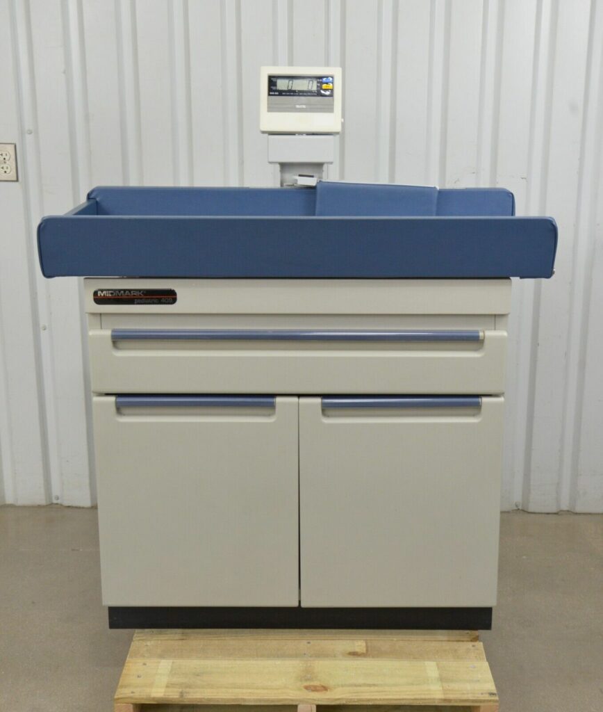 Midmark 409-006-206 Pediatric Examination Table W/ Tanita BWB-800 ...