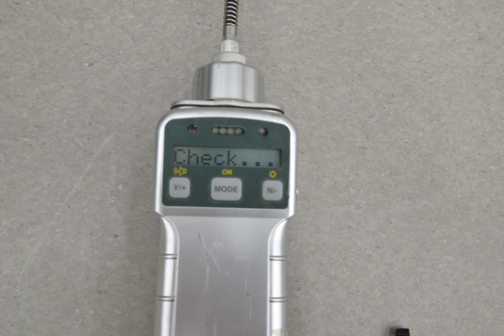 RAE MiniRAE 2000 PGM7600 Portable Gas Detector Meter System & Tool Kit ...