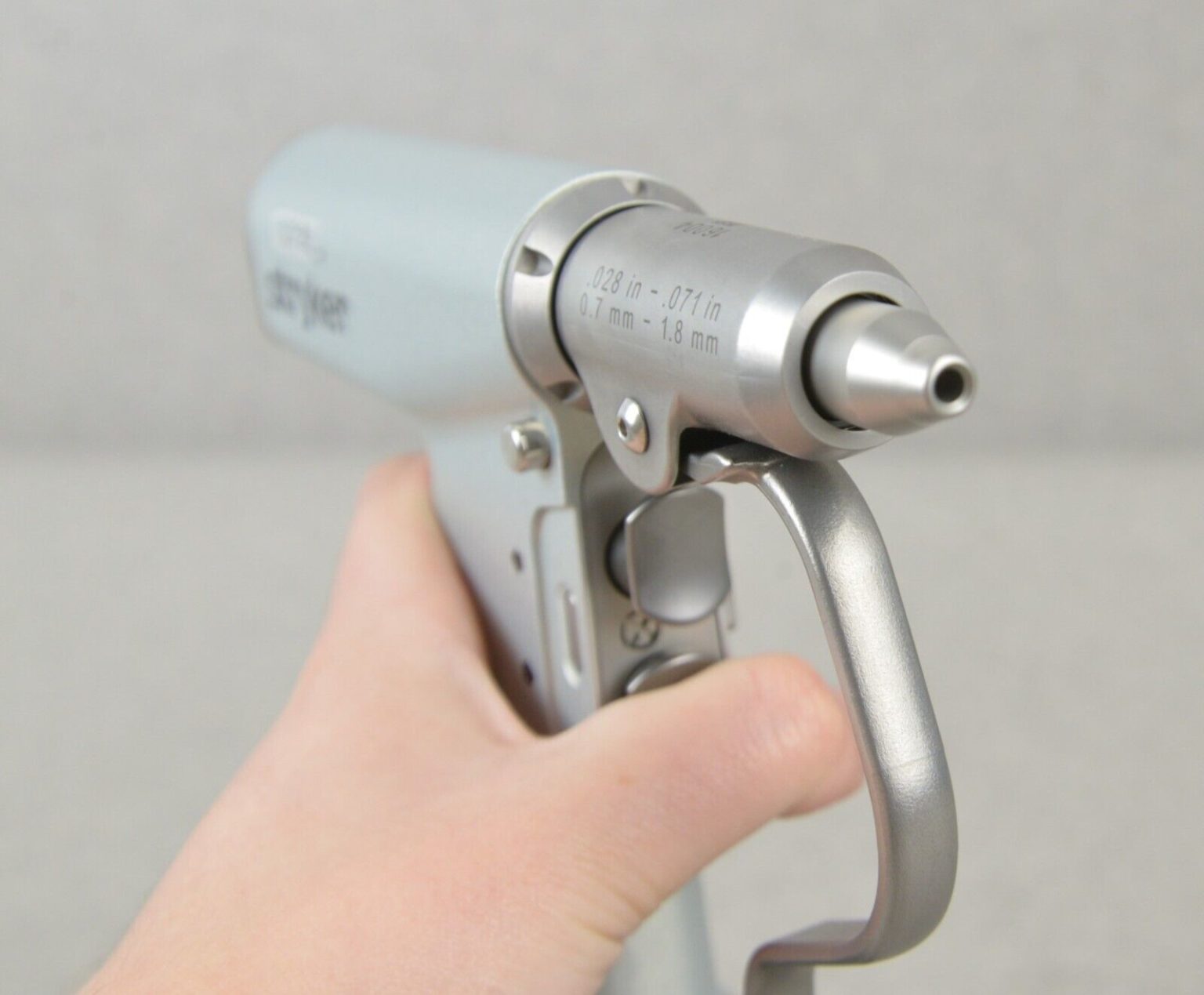 Stryker CD4 Driver 4405 w/ Wire Collet 4100-062-000 & 7212 Battery Pack ...