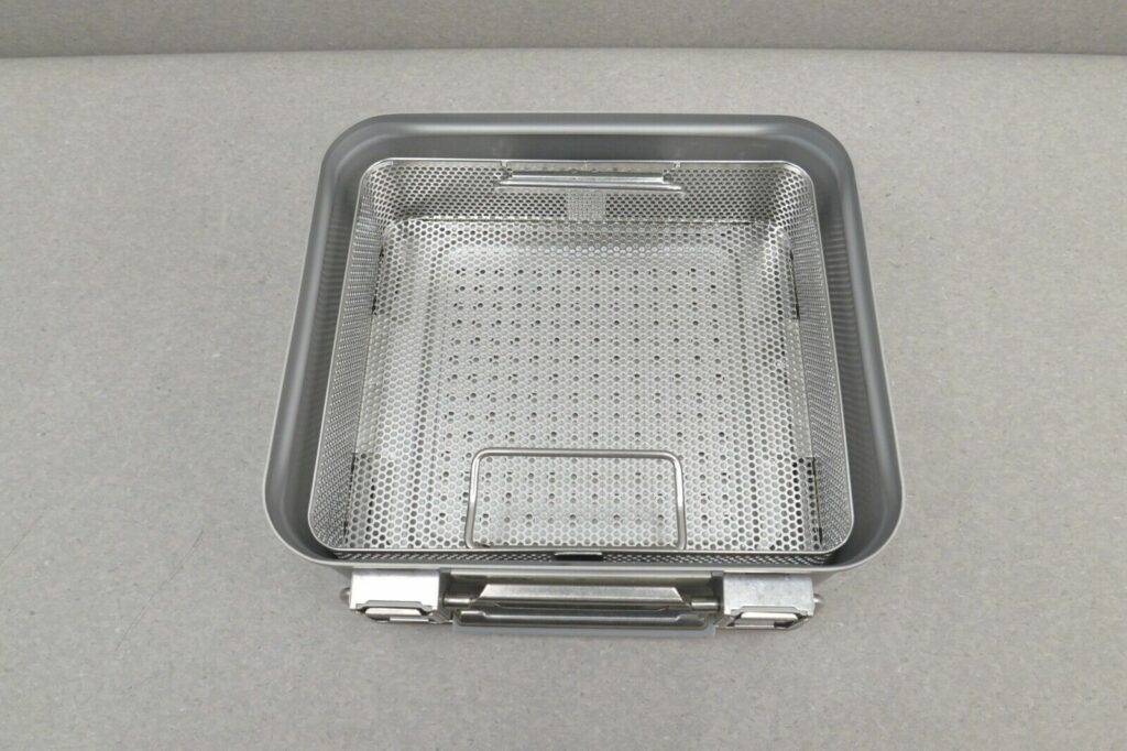 V.Mueller CD1-5B Genesis CareFusion Sterilization Container 5" Deep ...