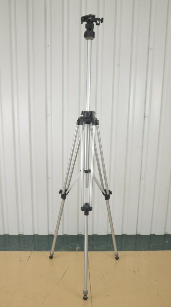 Bogen Manfrotto 3040 Silver Professional Camera Tripod w/ 3063 Head ...