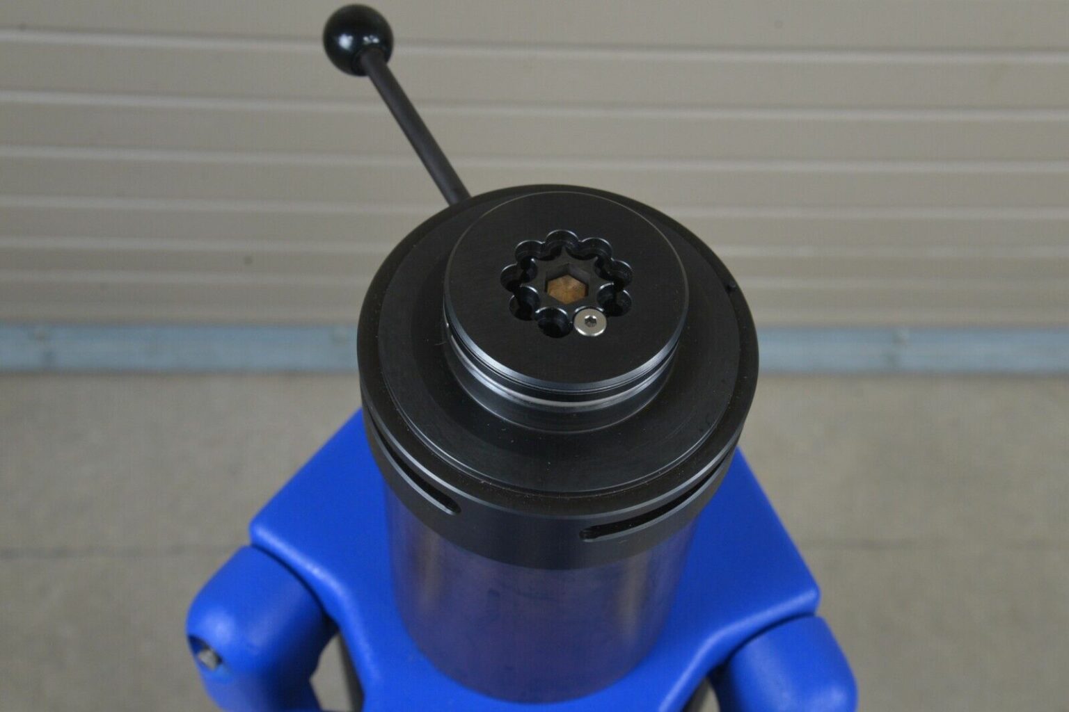 Heavy Duty Tripod for FARO Arm CMM, Romer Arm, Laser Tracker with ...