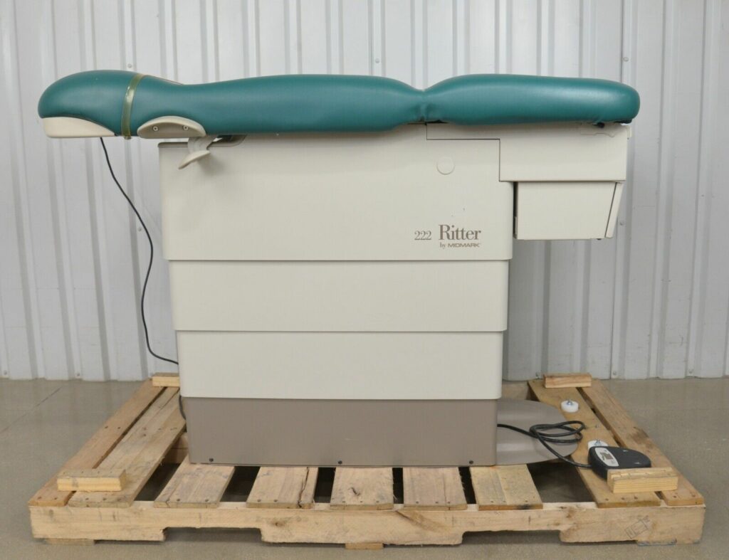 Midmark Ritter 222-008-203-4 Barrier Free Power Examination Chair w ...