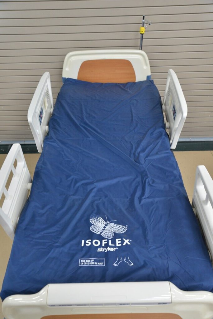 Stryker Secure II/Secure 3002 Critical Care Hospital Bed w/IsoFlex Supp ...