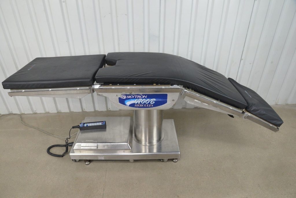 Stryker Skytron 6700B Hurcules Surgical Table W/ Skytron 3503 E2 Remote ...