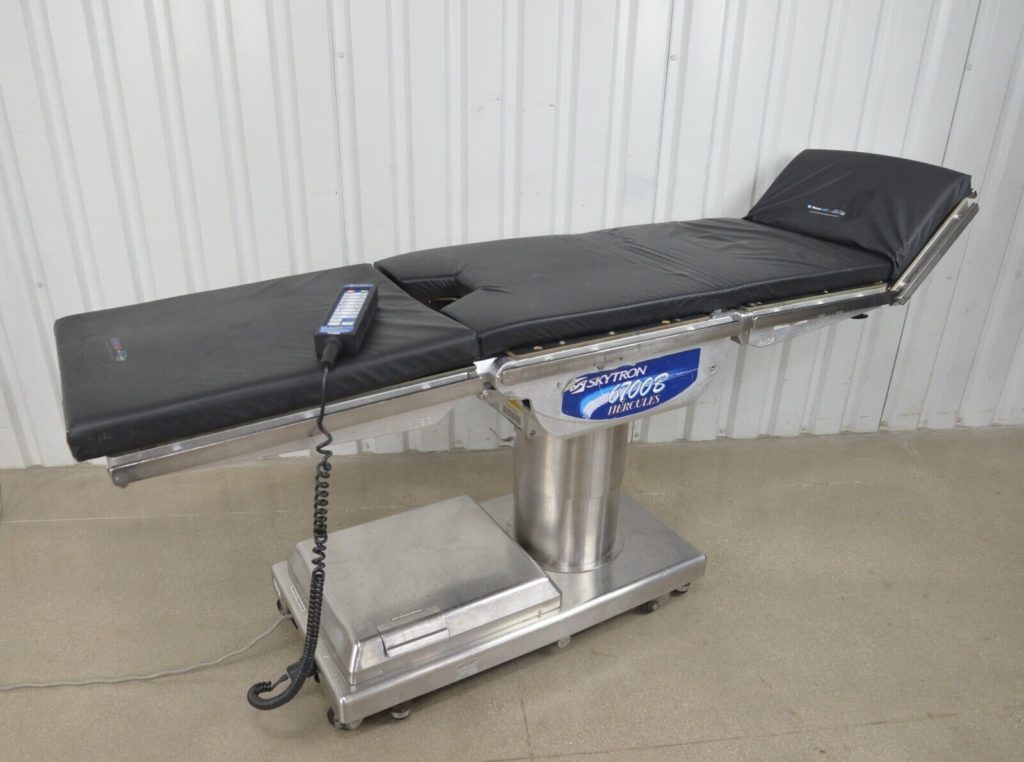 Stryker Skytron 6700B Hurcules Surgical Table W/ Skytron 3503 E2 Remote ...