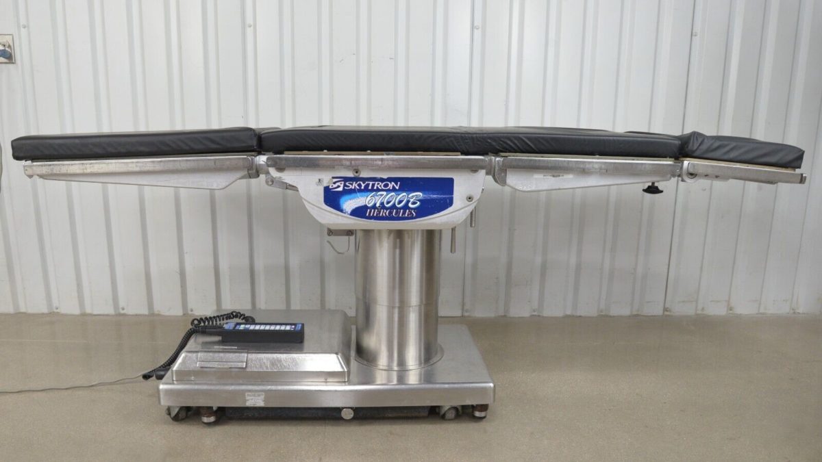 Stryker Skytron 6700B Hurcules Surgical Table W/ Skytron 3503 E2 Remote ...
