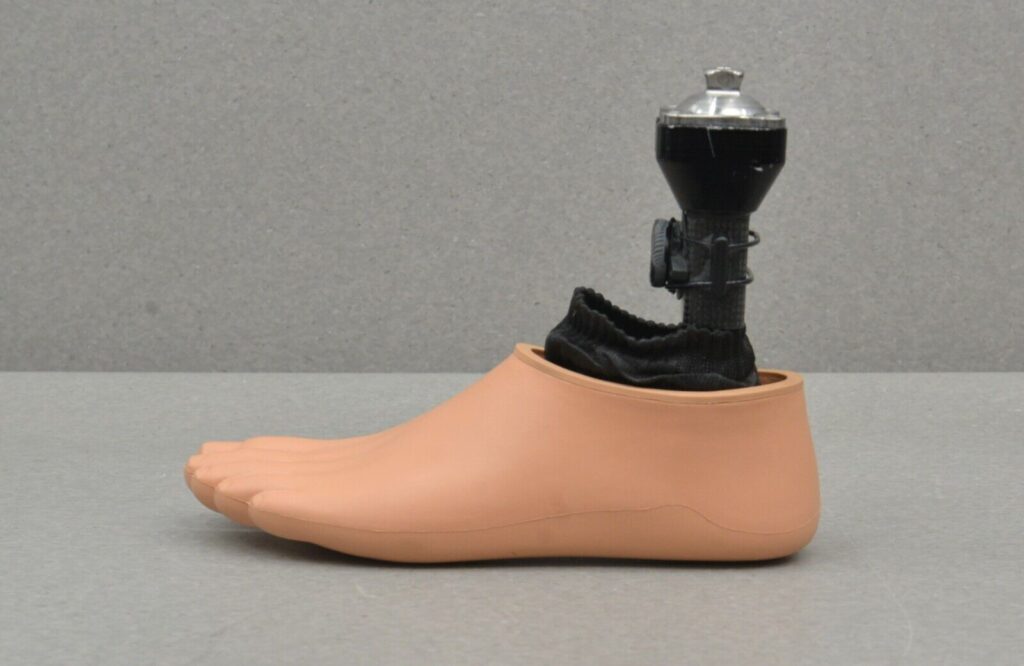 TaiLor Made Prosthetic Vertical Shock Foot Left W/Adapter & Ossur Foot ...