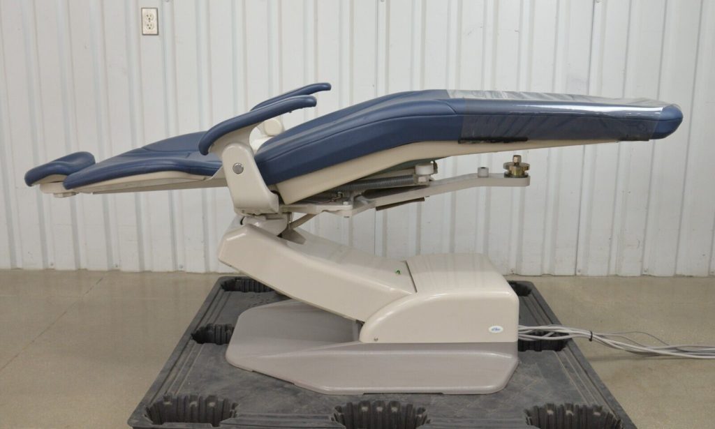 A-dec 1221 Ergonomic Dental Operating Patient Exam Chair W/ Footswitch ...