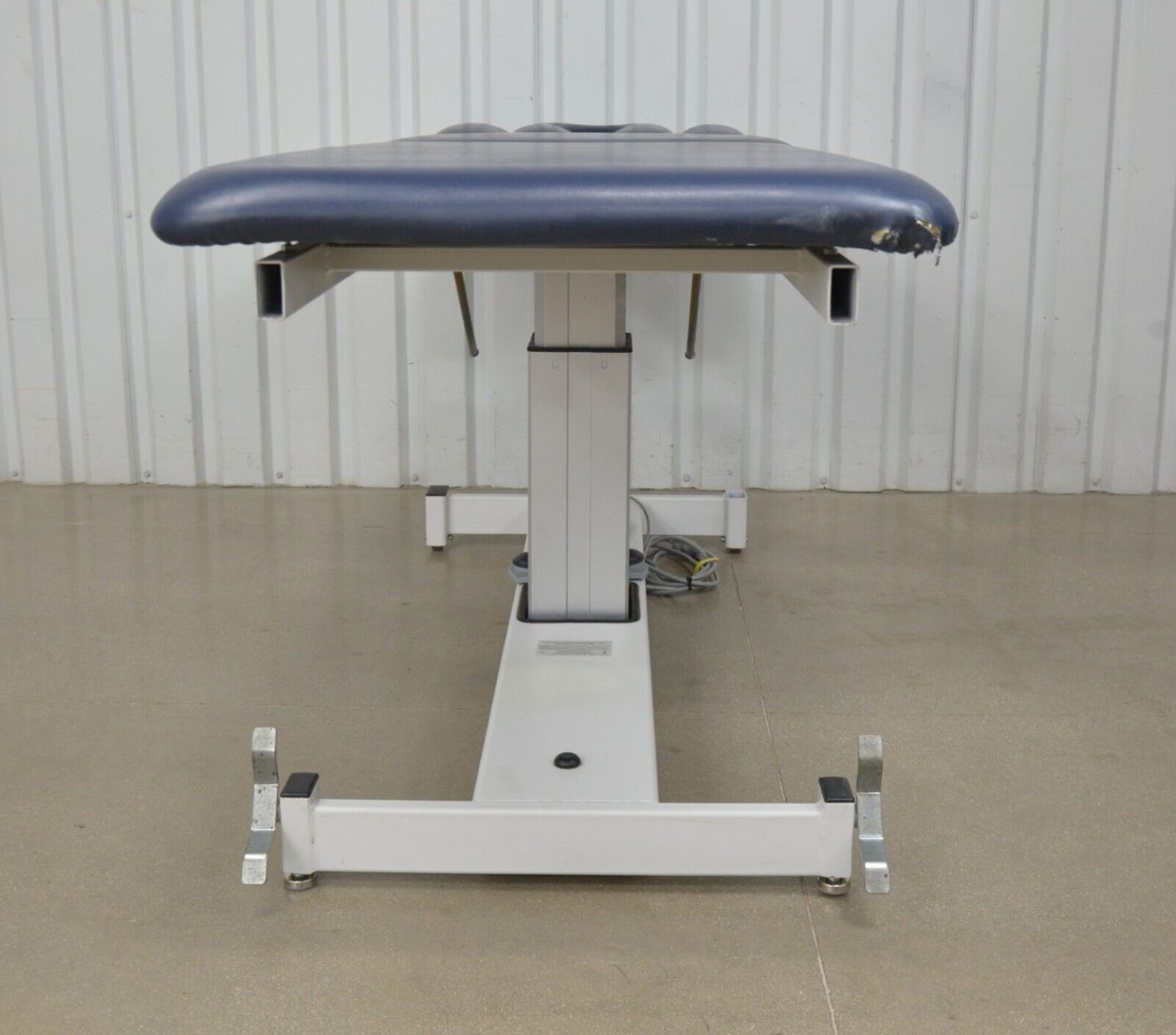 Armedica AM-SP500 HI-LO Five Section Treatment Table W/ Foot Switch ...