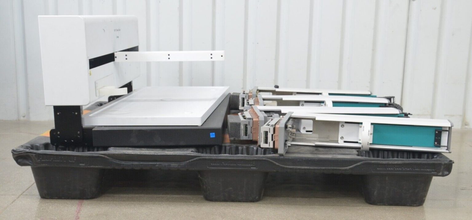 Metrohm 898 XYZ Sample Changer with Metrohm Pick & Place Module ...