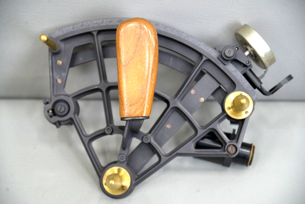 Military Marine Instrument Co. Stadimeter Sextant Mark 5 MOD 1 – Rhino ...