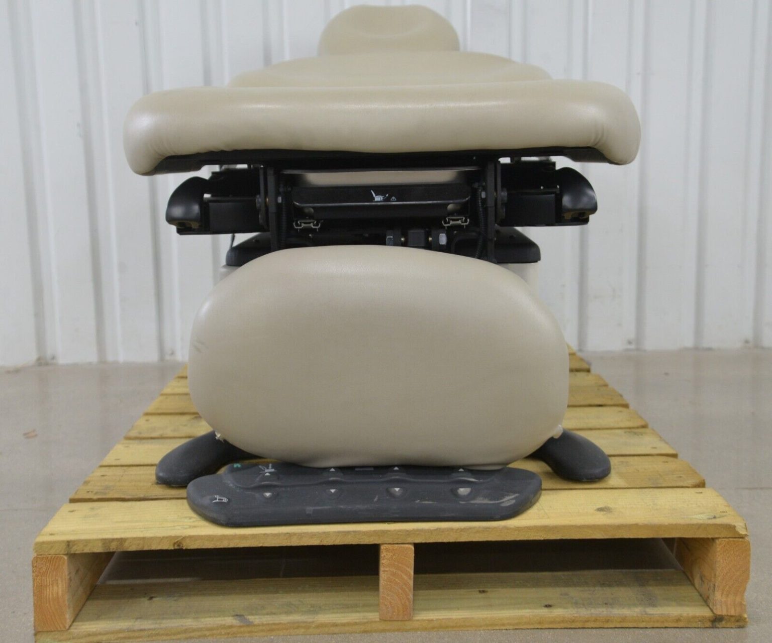 Midmark 630-003 Examination Power Chair w/ Foot Control and Remote ...