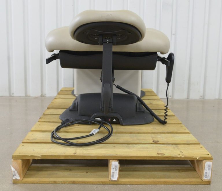 Midmark 630-003 Examination Power Chair w/ Foot Control and Remote ...