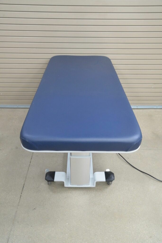 Oakworks Medical Dual Tower General EA Ultrasound Table w/ Hand & Foot ...