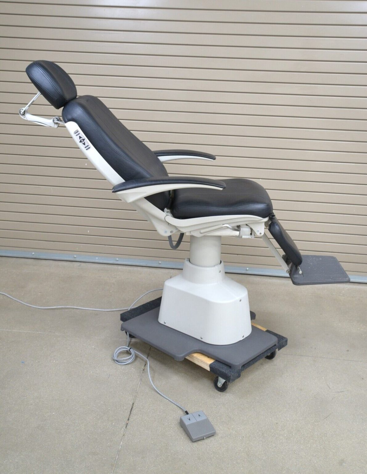 TopCon Omni OC-2300 Ophthalmology Electric Exam Chair – Rhino Trade LLC